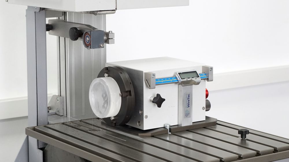 Diamond Wire Saw DWS.250E | Diamond WireTec